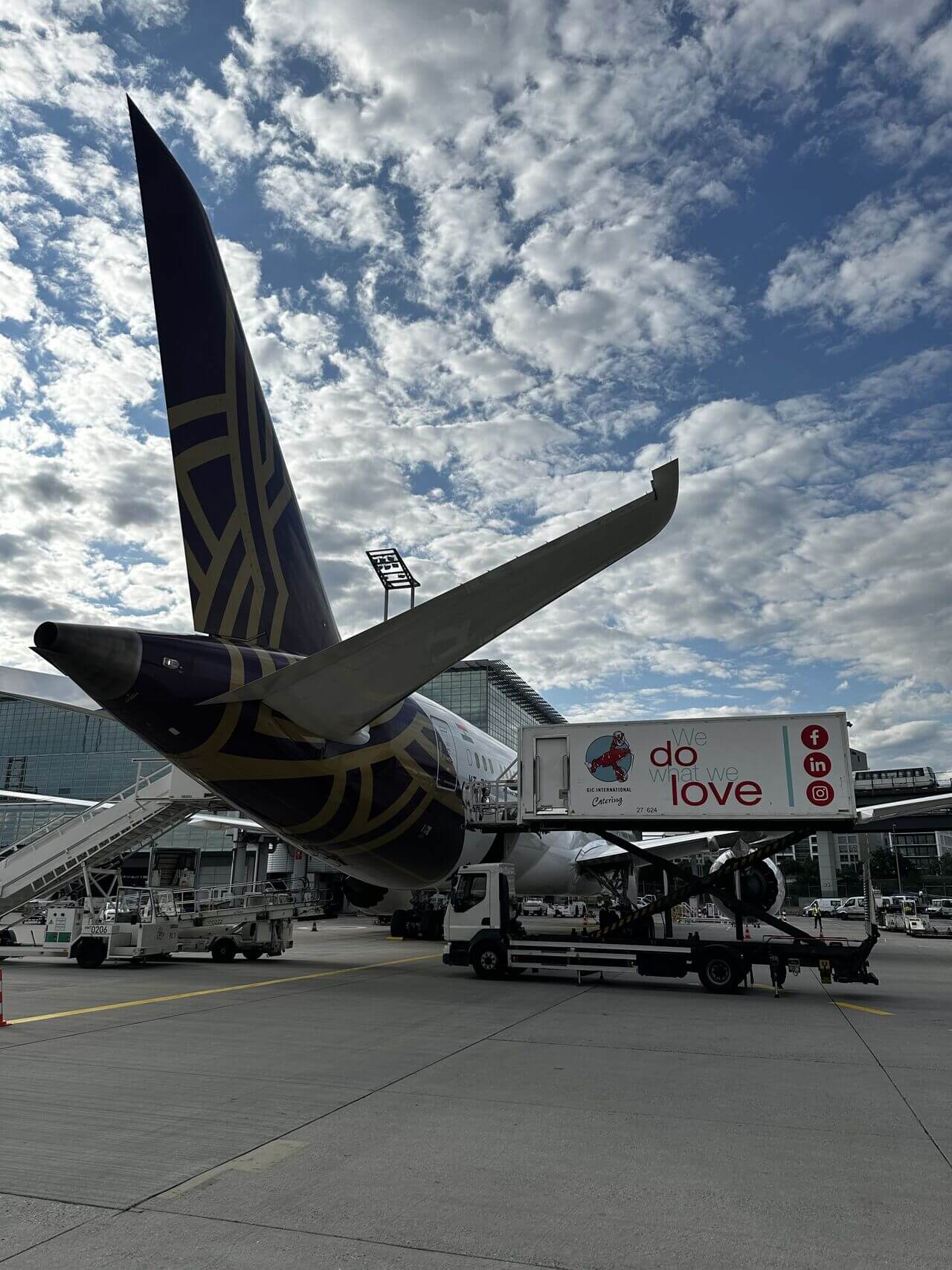 Vistara selects GIC International Catering as exclusive catering ...